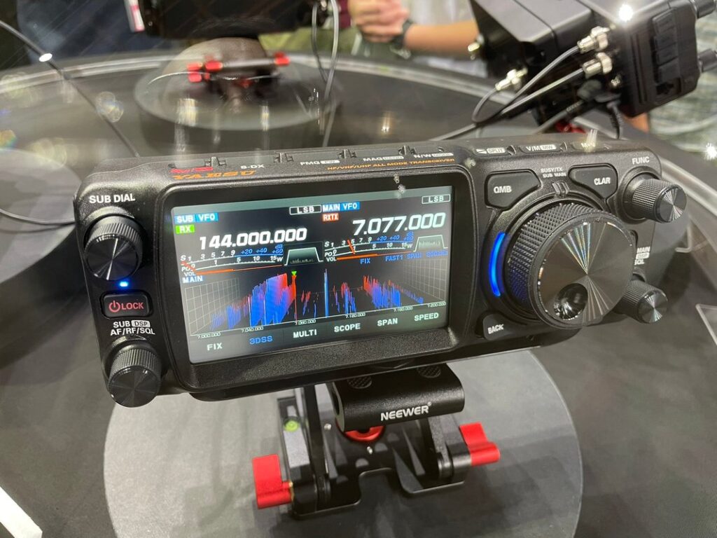 YAESU FTX-1-Field transceiver KF VHF i UKF